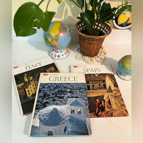 LIFE | Accents | Vintage Life World Library Collection Set Of 3 Books ...